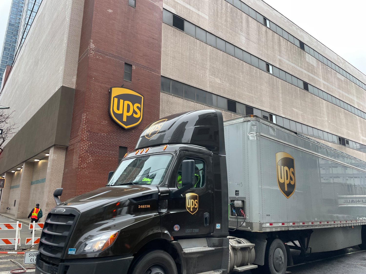 Party package: UPS workers fired for alcohol-fueled parties during ...